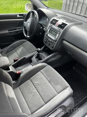 Pelēks Volkswagen Golf 2008 Jelgava, ar dzinēja tilpumu 1.90 L un nobraukumu 252 tūkst. km par 2800 €, foto 11 vietnē AUTOMOTO.COM.LV