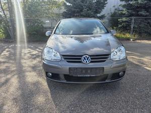 Pelēks Volkswagen Golf 2008 Marijampole, ar dzinēja tilpumu 1.60 L un nobraukumu 243 tūkst. km par 2500 €, foto  vietnē AUTOMOTO.COM.LV