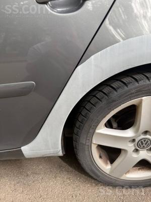 Grey Volkswagen Golf 2008 in Riga, with an engine capacity of 1.90 L and mileage of 232 thousand km for 1800 €, photo 12 on AUTOMOTO.COM.LV