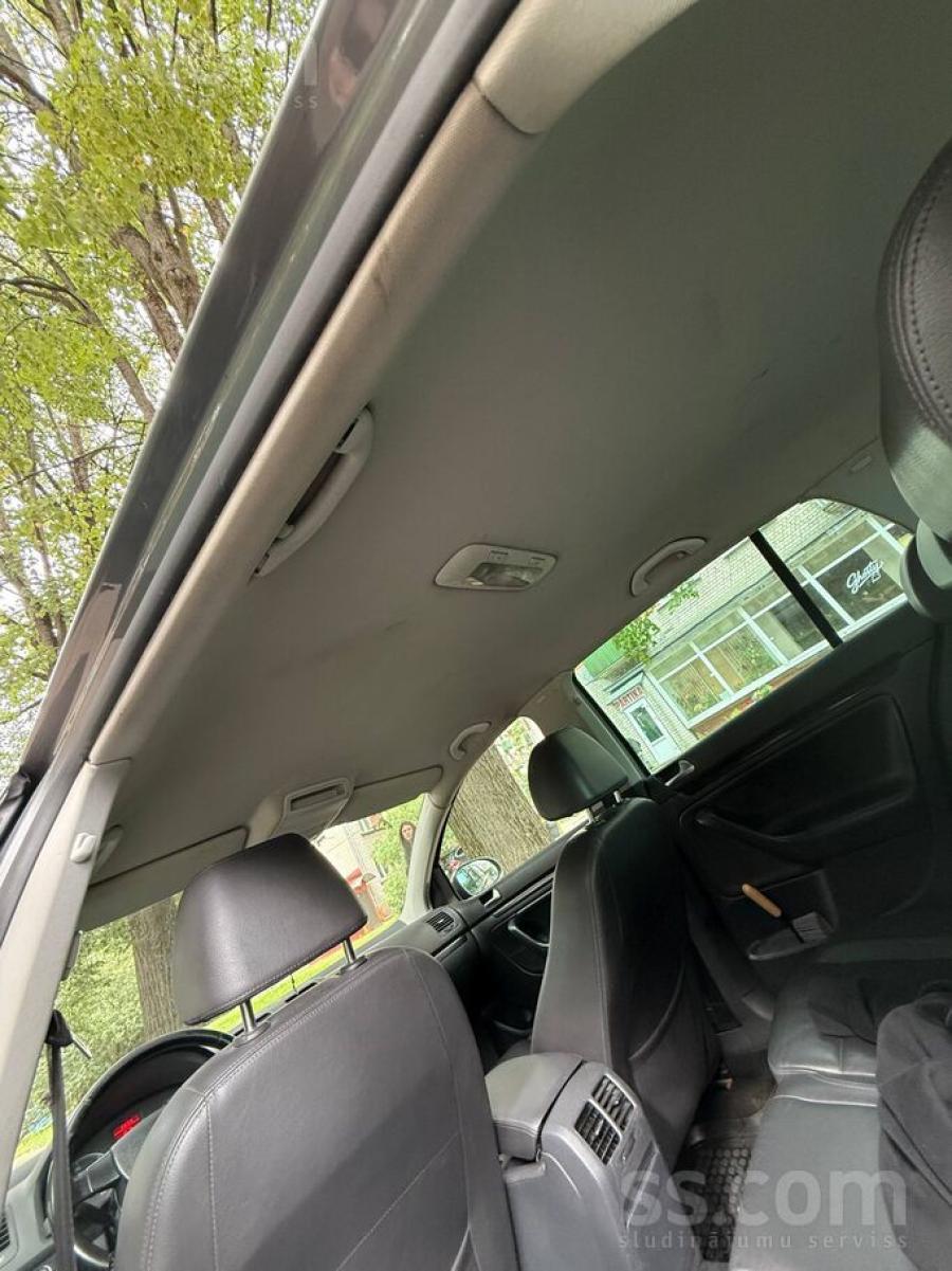 Grey Volkswagen Golf 2008 in Riga, with an engine capacity of 1.90 L and mileage of 232 thousand km for 1800 €, photo 21 on AUTOMOTO.COM.LV