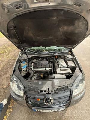 Grey Volkswagen Golf 2008 in Riga, with an engine capacity of 1.90 L and mileage of 232 thousand km for 1800 €, photo 24 on AUTOMOTO.COM.LV