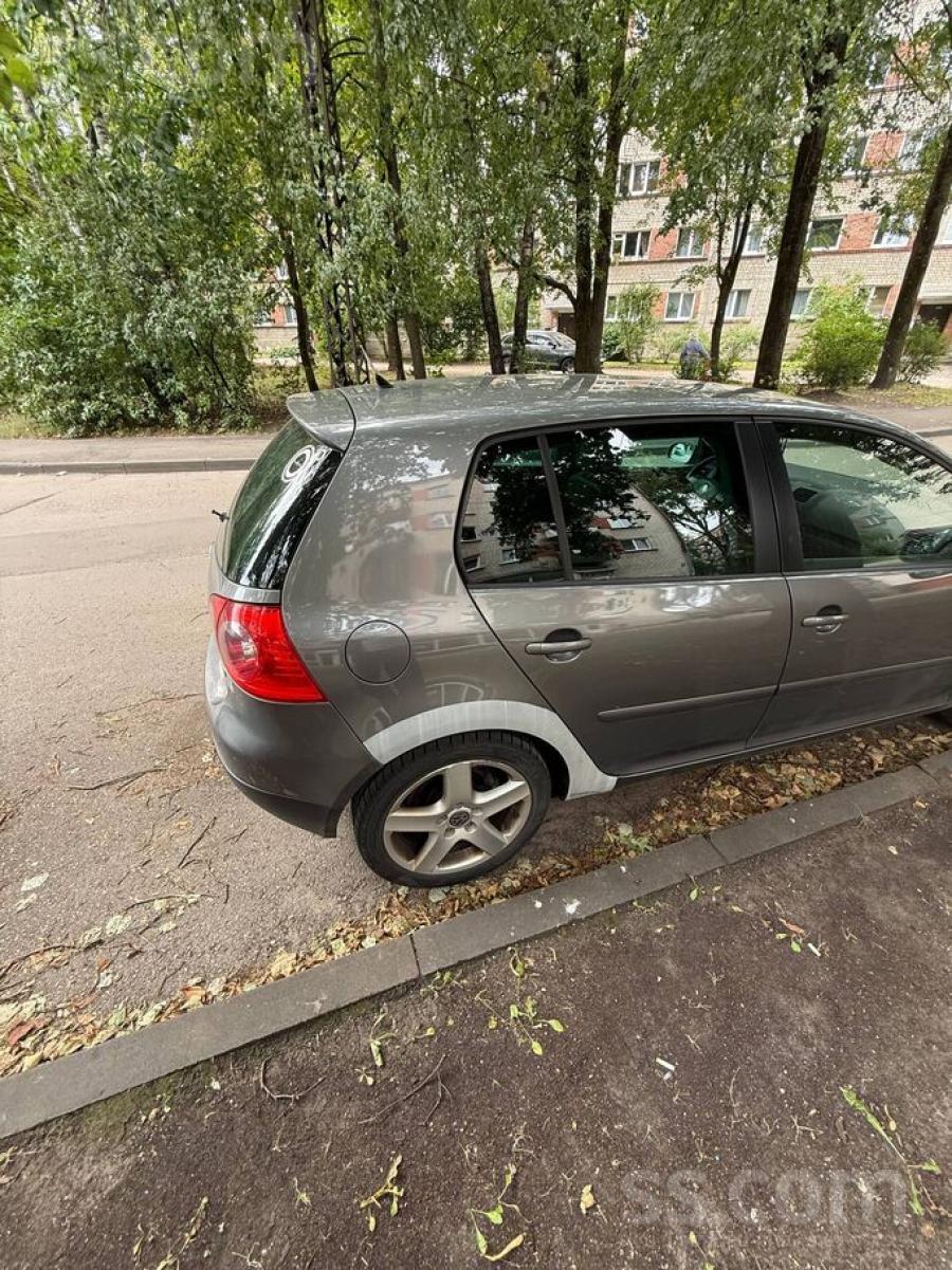 Grey Volkswagen Golf 2008 in Riga, with an engine capacity of 1.90 L and mileage of 232 thousand km for 1800 €, photo 6 on AUTOMOTO.COM.LV