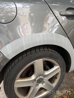 Grey Volkswagen Golf 2008 in Riga, with an engine capacity of 1.90 L and mileage of 232 thousand km for 1800 €, photo 13 on AUTOMOTO.COM.LV