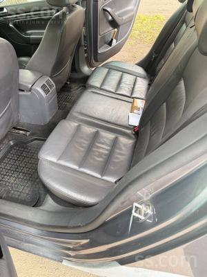 Grey Volkswagen Golf 2008 in Riga, with an engine capacity of 1.90 L and mileage of 232 thousand km for 1800 €, photo 20 on AUTOMOTO.COM.LV