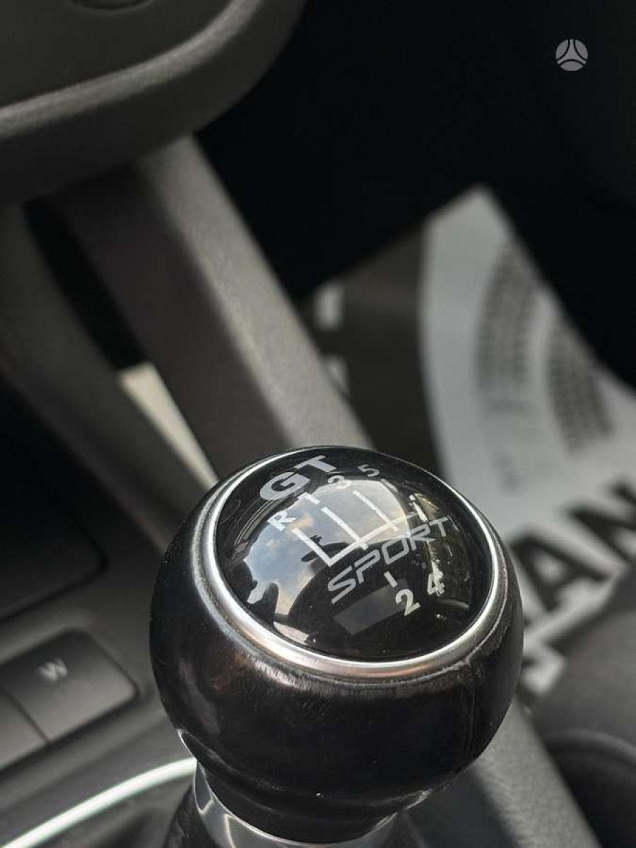 Pelēks Volkswagen Golf 2008 Utena, ar dzinēja tilpumu 1.40 L un nobraukumu 185 tūkst. km par 2900 €, foto 18 vietnē AUTOMOTO.COM.LV