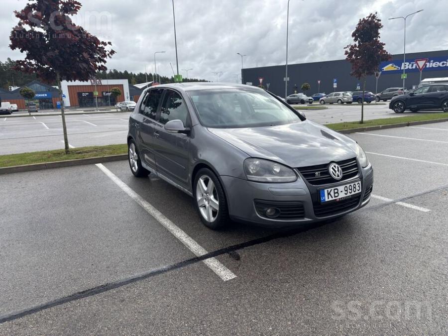 Pelēks Volkswagen Golf 2008 Rīga, ar dzinēja tilpumu 2.00 L un nobraukumu 257 tūkst. km par 2600 €, foto 1 vietnē AUTOMOTO.COM.LV