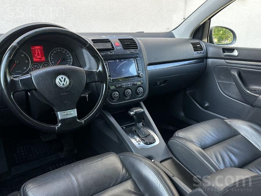 Pelēks Volkswagen Golf 2008 Jelgava, ar dzinēja tilpumu 1.90 L un nobraukumu 232 tūkst. km par 2750 €, foto 16 vietnē AUTOMOTO.COM.LV