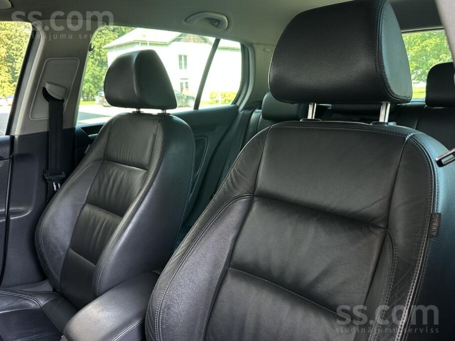 Pelēks Volkswagen Golf 2008 Jelgava, ar dzinēja tilpumu 1.90 L un nobraukumu 232 tūkst. km par 2750 €, foto 17 vietnē AUTOMOTO.COM.LV