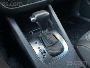 Pelēks Volkswagen Golf 2008 Jelgava, ar dzinēja tilpumu 1.90 L un nobraukumu 232 tūkst. km par 2750 €, foto 23 vietnē AUTOMOTO.COM.LV