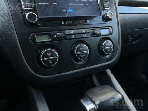 Pelēks Volkswagen Golf 2008 Jelgava, ar dzinēja tilpumu 1.90 L un nobraukumu 232 tūkst. km par 2750 €, foto 24 vietnē AUTOMOTO.COM.LV