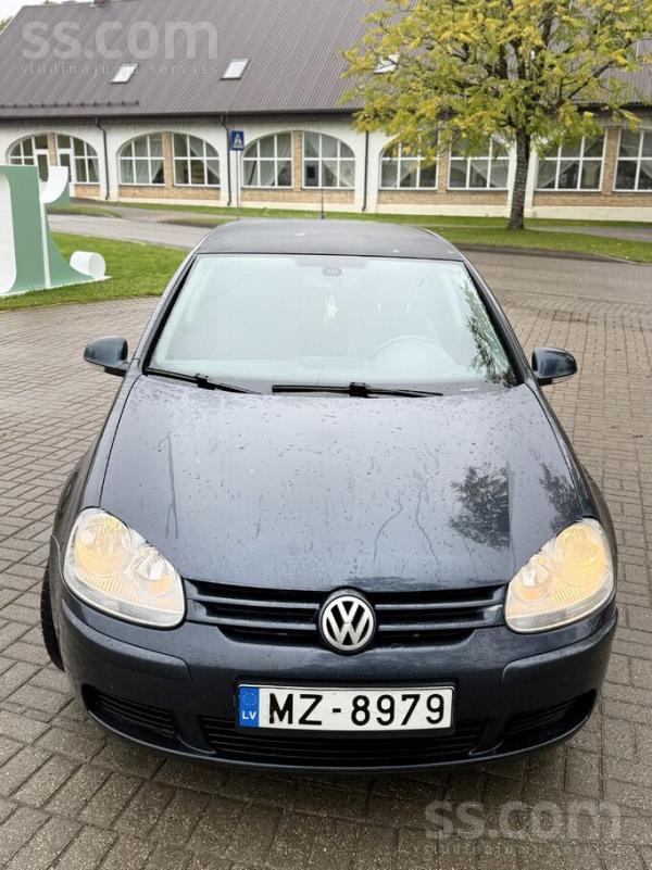 Grey Volkswagen Golf 2008 in Valmiera, with an engine capacity of 1.90 L and mileage of 312 thousand km for 2700 €, photo 8 on AUTOMOTO.COM.LV