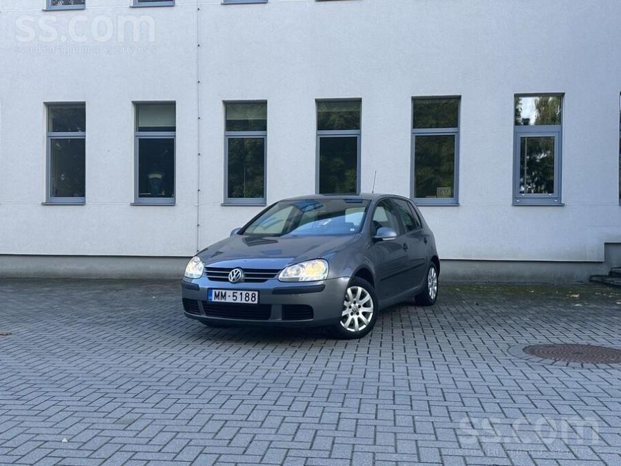 Pelēks Volkswagen Golf 2008 Jelgava, ar dzinēja tilpumu 1.60 L un nobraukumu 284 tūkst. km par 1850 €, foto 1 vietnē AUTOMOTO.COM.LV