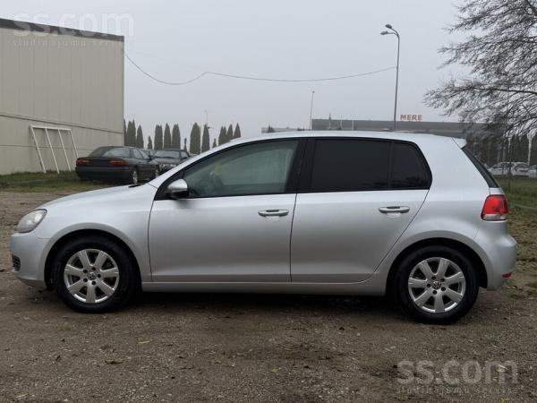 Pelēks Volkswagen Golf 2009 Liepāja, ar dzinēja tilpumu 1.40 L un nobraukumu 123 tūkst. km par 5350 €, foto 5 vietnē AUTOMOTO.COM.LV