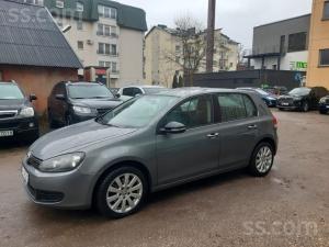 Pelēks Volkswagen Golf 2009 Daugavpils, ar dzinēja tilpumu 2.00 L un nobraukumu 0 tūkst. km par 3950 €, foto 9 vietnē AUTOMOTO.COM.LV