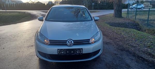 Pelēks Volkswagen Golf 2009 Viļņa, ar dzinēja tilpumu 1.40 L un nobraukumu 138 tūkst. km par 4250 €, foto 10 vietnē AUTOMOTO.COM.LV
