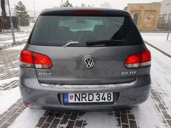 Grey Volkswagen Golf 2009 in Kaunas, with an engine capacity of 2.00 L and mileage of 420 thousand km for 4300 €, photo 2 on AUTOMOTO.COM.LV