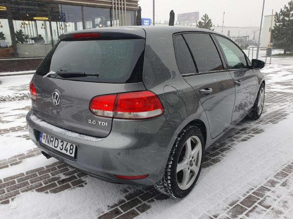 Grey Volkswagen Golf 2009 in Kaunas, with an engine capacity of 2.00 L and mileage of 420 thousand km for 4300 €, photo 3 on AUTOMOTO.COM.LV