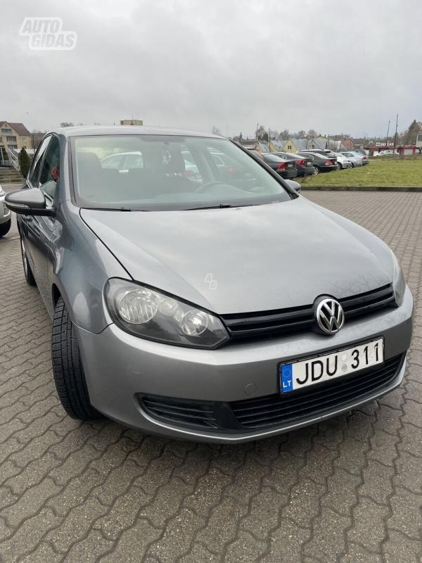 Pelēks Volkswagen Golf 2009 Alīta, ar dzinēja tilpumu 2.00 L un nobraukumu 320 tūkst. km par 3000 €, foto 3 vietnē AUTOMOTO.COM.LV
