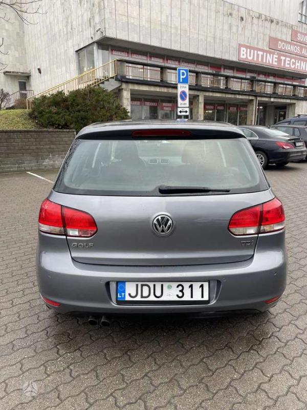 Grey Volkswagen Golf 2009 in Alytus, with an engine capacity of 1.97 L and mileage of 320 thousand km for 3000 €, photo 5 on AUTOMOTO.COM.LV