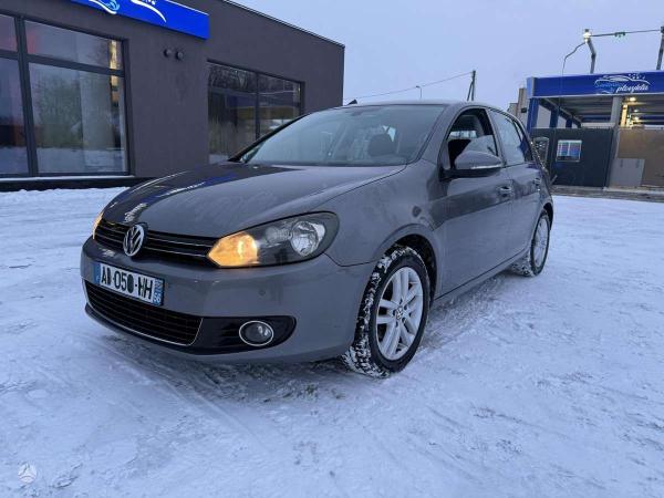 Grey Volkswagen Golf 2009 in Taurage, with an engine capacity of 1.60 L and mileage of 213 thousand km for 5100 €, photo 1 on AUTOMOTO.COM.LV