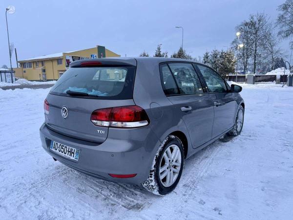 Grey Volkswagen Golf 2009 in Taurage, with an engine capacity of 1.60 L and mileage of 213 thousand km for 5100 €, photo 7 on AUTOMOTO.COM.LV