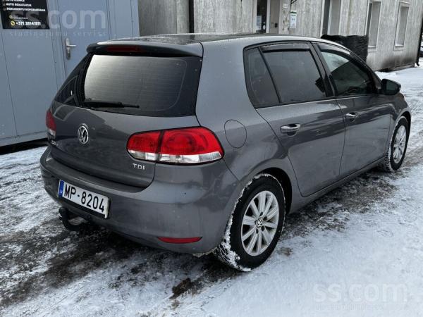 Pelēks Volkswagen Golf 2009 Daugavpils, ar dzinēja tilpumu 2.00 L un nobraukumu 0 tūkst. km par 3200 €, foto 6 vietnē AUTOMOTO.COM.LV