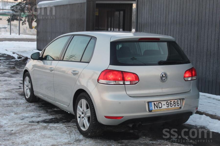 Pelēks Volkswagen Golf 2009 Rīga, ar dzinēja tilpumu 1.40 L un nobraukumu 258 tūkst. km par 3550 €, foto 4 vietnē AUTOMOTO.COM.LV