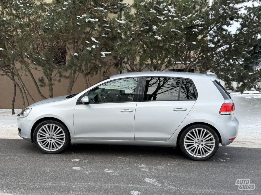 Grey Volkswagen Golf 2009 in Kaunas, with an engine capacity of 2.00 L and mileage of 342 thousand km for 3290 €, photo 4 on AUTOMOTO.COM.LV