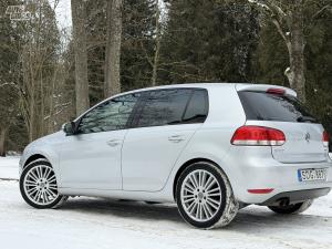 Grey Volkswagen Golf 2009 in Kaunas, with an engine capacity of 2.00 L and mileage of 342 thousand km for 3290 €, photo 6 on AUTOMOTO.COM.LV