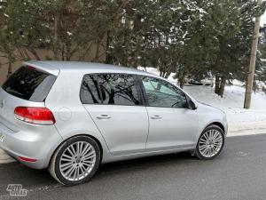 Grey Volkswagen Golf 2009 in Kaunas, with an engine capacity of 2.00 L and mileage of 342 thousand km for 3290 €, photo 8 on AUTOMOTO.COM.LV