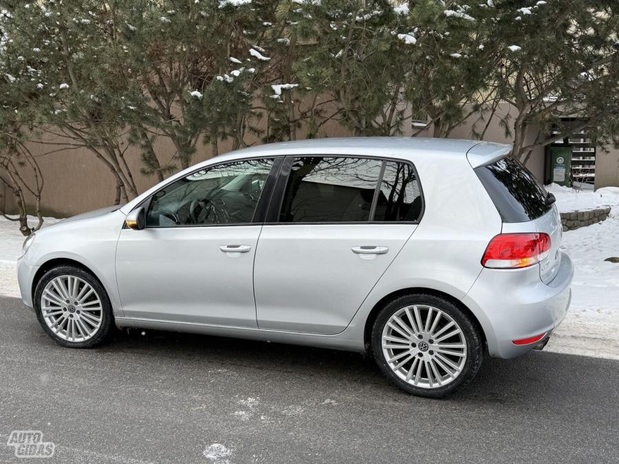 Grey Volkswagen Golf 2009 in Kaunas, with an engine capacity of 2.00 L and mileage of 342 thousand km for 3290 €, photo 12 on AUTOMOTO.COM.LV