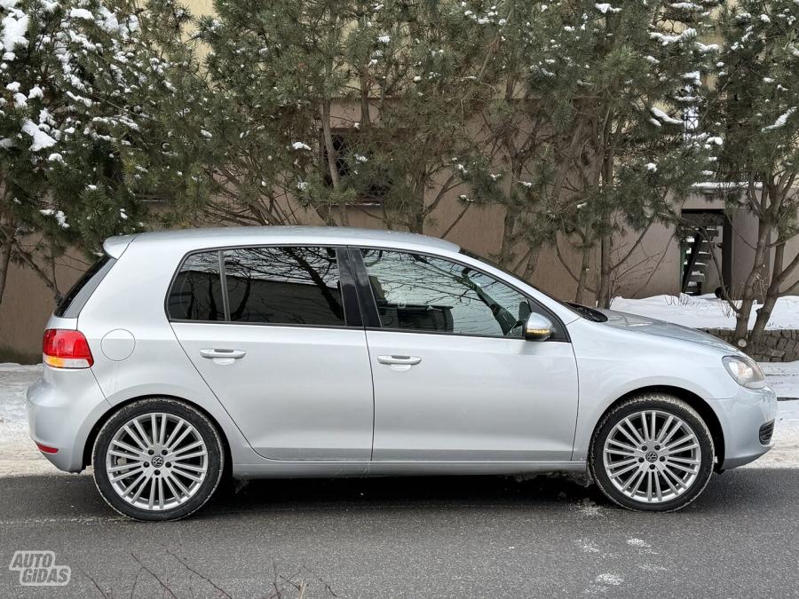 Grey Volkswagen Golf 2009 in Kaunas, with an engine capacity of 2.00 L and mileage of 342 thousand km for 3290 €, photo 17 on AUTOMOTO.COM.LV