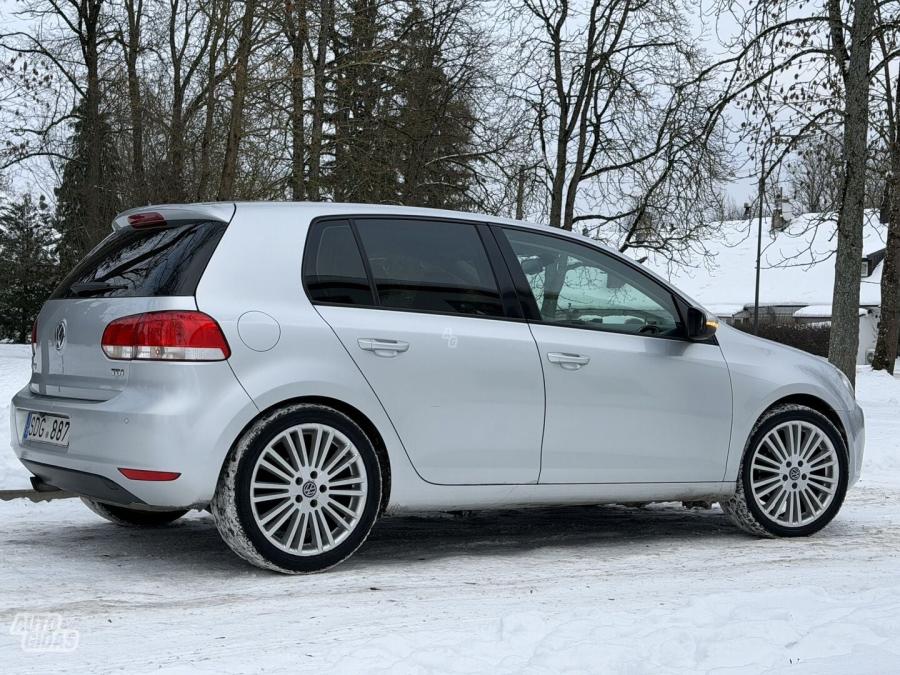 Grey Volkswagen Golf 2009 in Kaunas, with an engine capacity of 2.00 L and mileage of 342 thousand km for 3290 €, photo 31 on AUTOMOTO.COM.LV