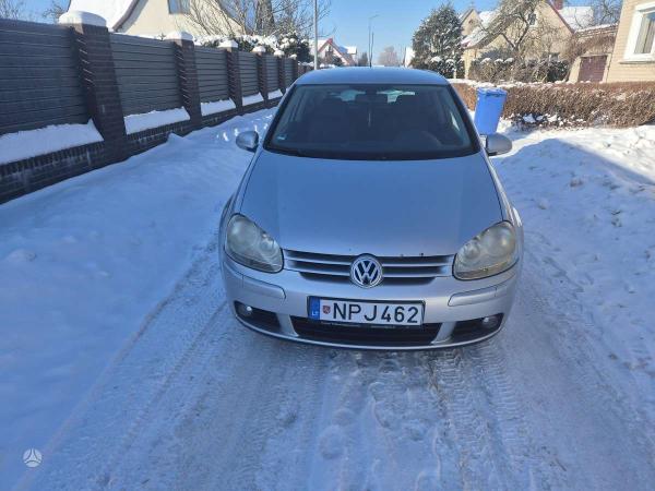 Pelēks Volkswagen Golf 2009 Kauņa, ar dzinēja tilpumu 1.97 L un nobraukumu 285 tūkst. km par 1850 €, foto 5 vietnē AUTOMOTO.COM.LV