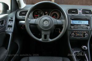 Pelēks Volkswagen Golf 2009 Viljandi, ar dzinēja tilpumu 2.00 L un nobraukumu 232 tūkst. km par 4990 €, foto 3 vietnē AUTOMOTO.COM.LV