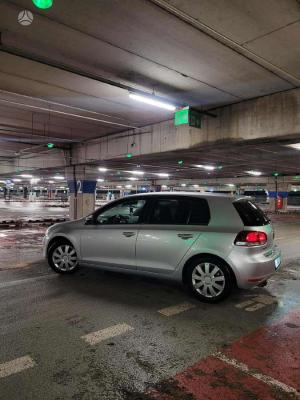 Grey Volkswagen Golf 2009 in Kaunas, with an engine capacity of 1.39 L and mileage of 286 thousand km for 499 €, photo 4 on AUTOMOTO.COM.LV