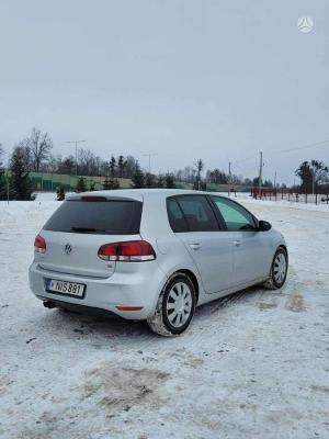 Grey Volkswagen Golf 2009 in Kaunas, with an engine capacity of 1.39 L and mileage of 286 thousand km for 499 €, photo 12 on AUTOMOTO.COM.LV