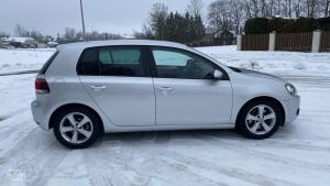 Pelēks Volkswagen Golf 2009 Vilkaviškis, ar dzinēja tilpumu 1.40 L un nobraukumu 142 tūkst. km par 4750 €, foto 5 vietnē AUTOMOTO.COM.LV