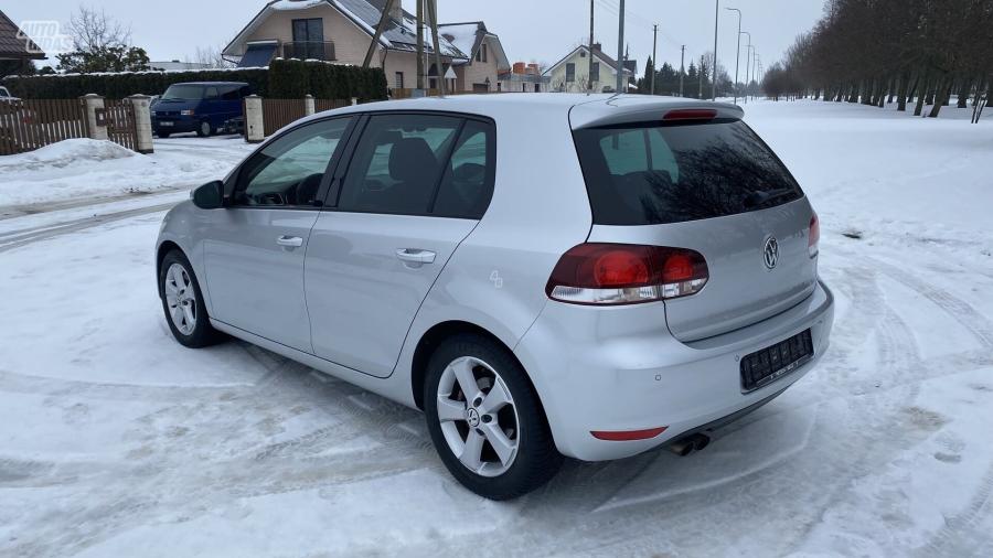 Pelēks Volkswagen Golf 2009 Vilkaviškis, ar dzinēja tilpumu 1.40 L un nobraukumu 142 tūkst. km par 4750 €, foto 8 vietnē AUTOMOTO.COM.LV