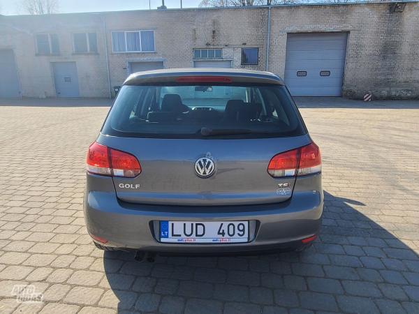 Grey Volkswagen Golf 2009 in Marijampole, with an engine capacity of 1.40 L and mileage of 137 thousand km for 4850 €, photo 5 on AUTOMOTO.COM.LV