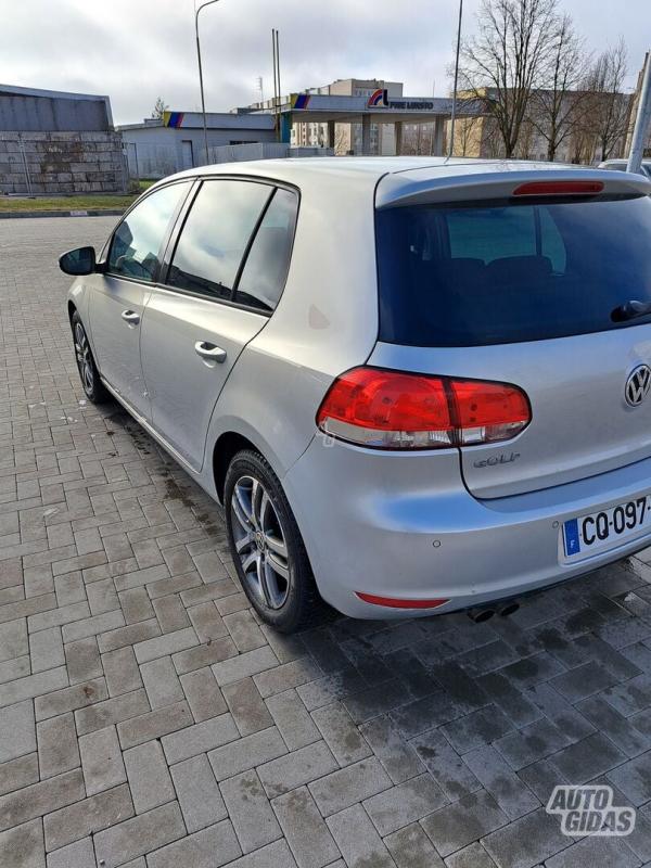 Pelēks Volkswagen Golf 2009 Telšiai, ar dzinēja tilpumu 2.00 L un nobraukumu 313 tūkst. km par 4999 €, foto 9 vietnē AUTOMOTO.COM.LV