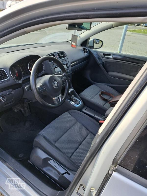 Pelēks Volkswagen Golf 2009 Telšiai, ar dzinēja tilpumu 2.00 L un nobraukumu 313 tūkst. km par 4800 €, foto 11 vietnē AUTOMOTO.COM.LV