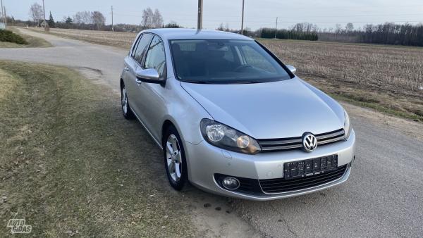 Grey Volkswagen Golf 2009 in Vilkaviskis, with an engine capacity of 1.40 L and mileage of 142 thousand km for 4750 €, photo 5 on AUTOMOTO.COM.LV