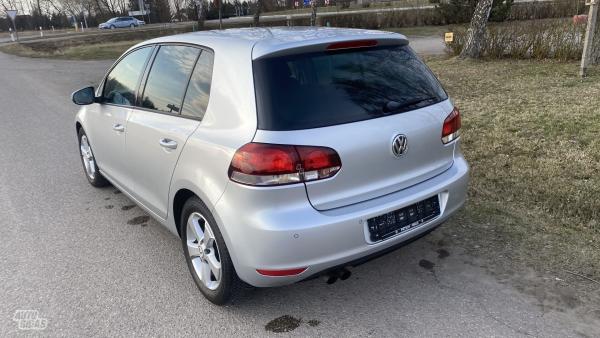 Grey Volkswagen Golf 2009 in Vilkaviskis, with an engine capacity of 1.40 L and mileage of 142 thousand km for 4750 €, photo 7 on AUTOMOTO.COM.LV