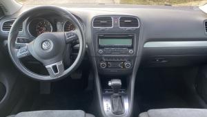 Grey Volkswagen Golf 2009 in Vilkaviskis, with an engine capacity of 1.40 L and mileage of 142 thousand km for 4750 €, photo 13 on AUTOMOTO.COM.LV