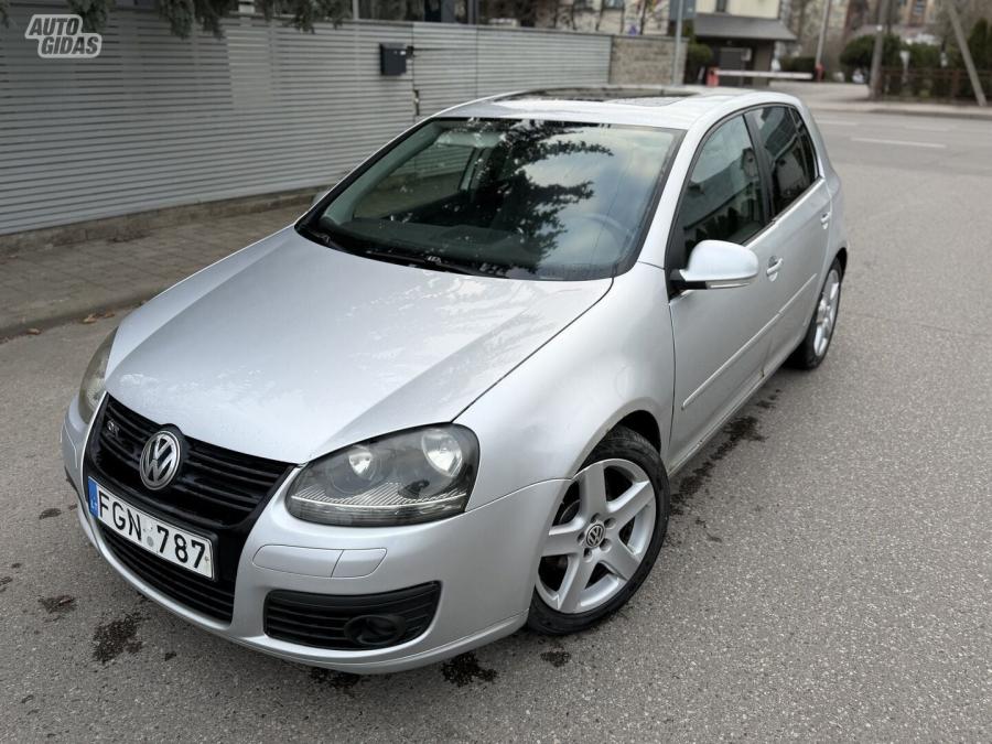 Pelēks Volkswagen Golf 2009 Kauņa, ar dzinēja tilpumu 1.90 L un nobraukumu 363 tūkst. km par 2350 €, foto 1 vietnē AUTOMOTO.COM.LV