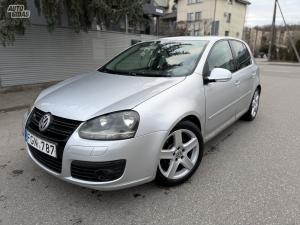 Pelēks Volkswagen Golf 2009 Kauņa, ar dzinēja tilpumu 1.90 L un nobraukumu 363 tūkst. km par 2350 €, foto 4 vietnē AUTOMOTO.COM.LV