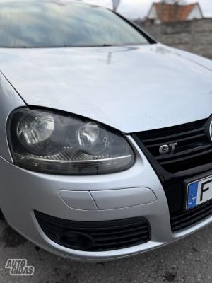 Pelēks Volkswagen Golf 2009 Kauņa, ar dzinēja tilpumu 1.90 L un nobraukumu 363 tūkst. km par 2350 €, foto 5 vietnē AUTOMOTO.COM.LV