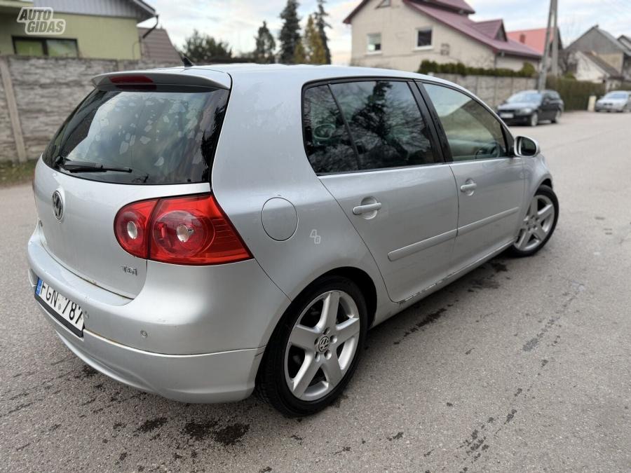 Pelēks Volkswagen Golf 2009 Kauņa, ar dzinēja tilpumu 1.90 L un nobraukumu 363 tūkst. km par 2350 €, foto 8 vietnē AUTOMOTO.COM.LV