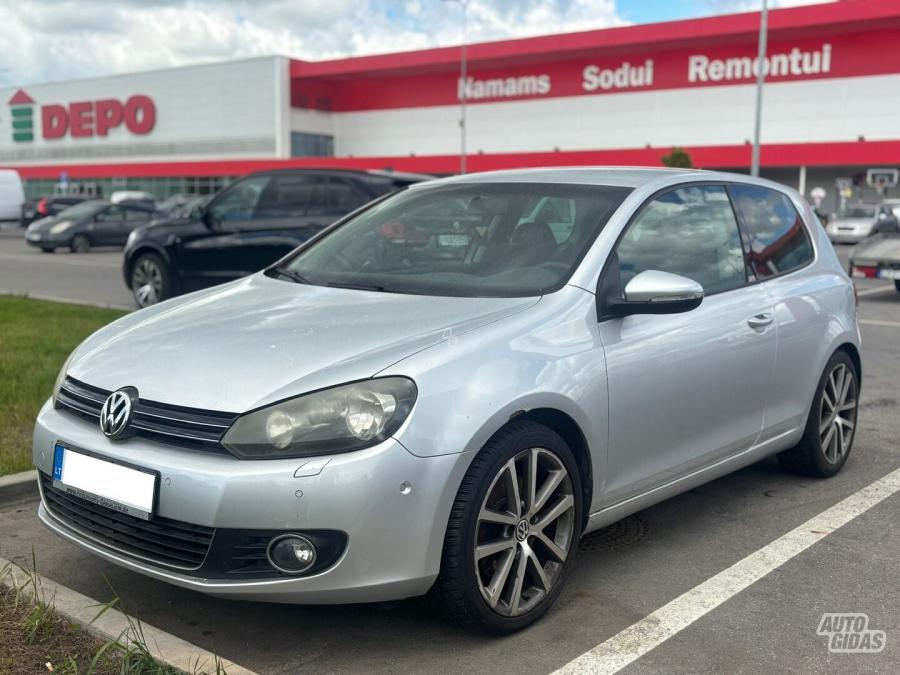 Grey Volkswagen Golf 2009 in Kaunas, with an engine capacity of 1.40 L and mileage of 180 thousand km for 1650 €, photo 1 on AUTOMOTO.COM.LV